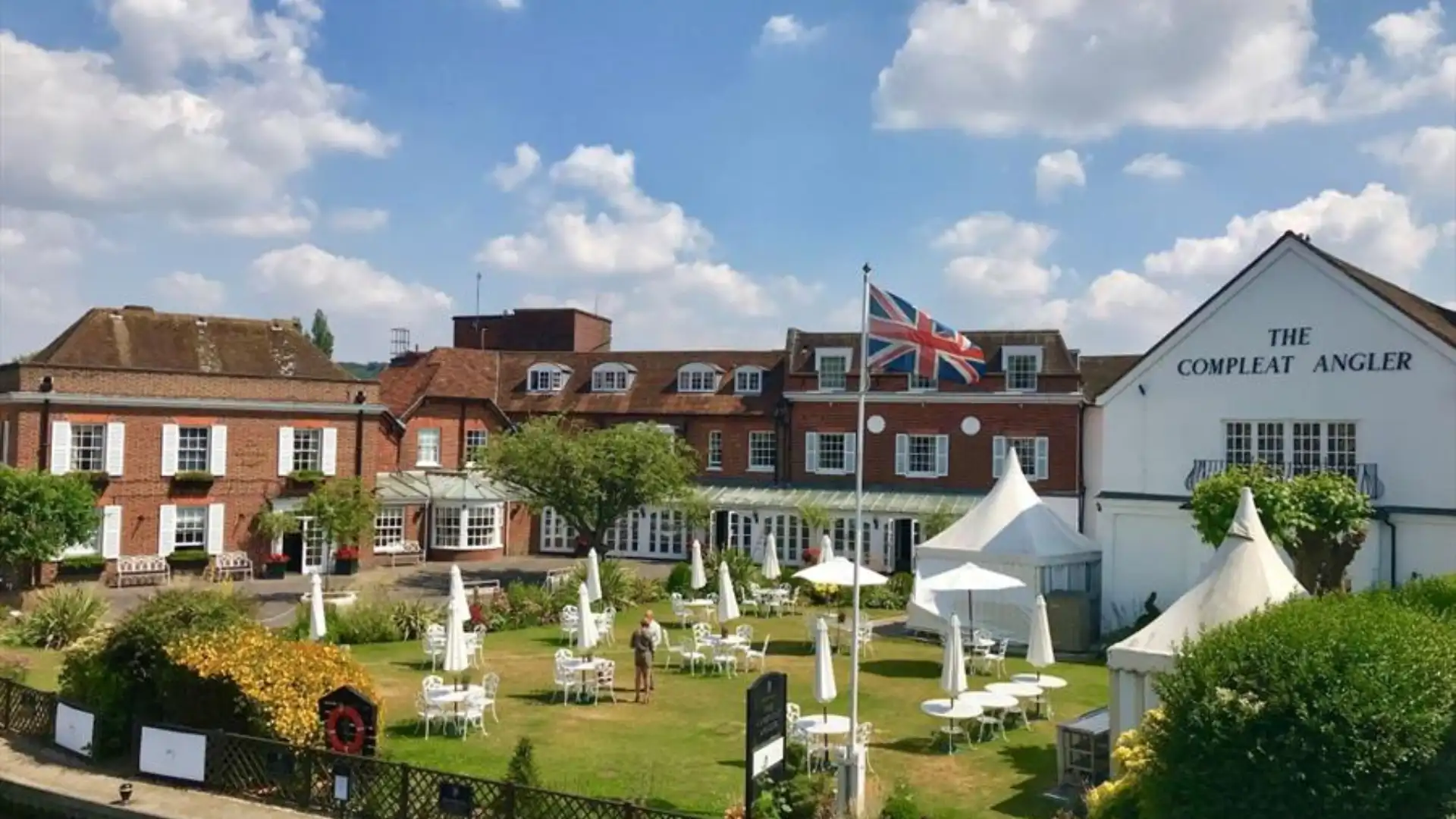 TGI Fridays Shuts 16 UK Restaurants Amid Job Cuts